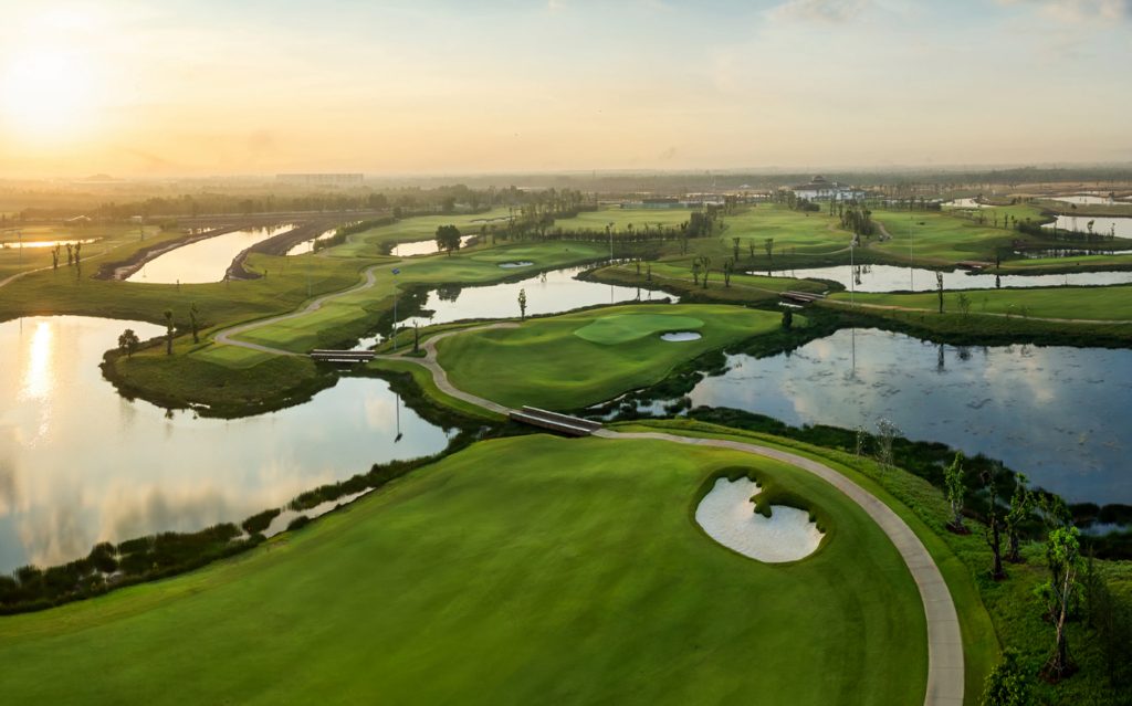 Golf Courses in Vietnam: Vinpearl Golf Léman in Ho Chi Minh City